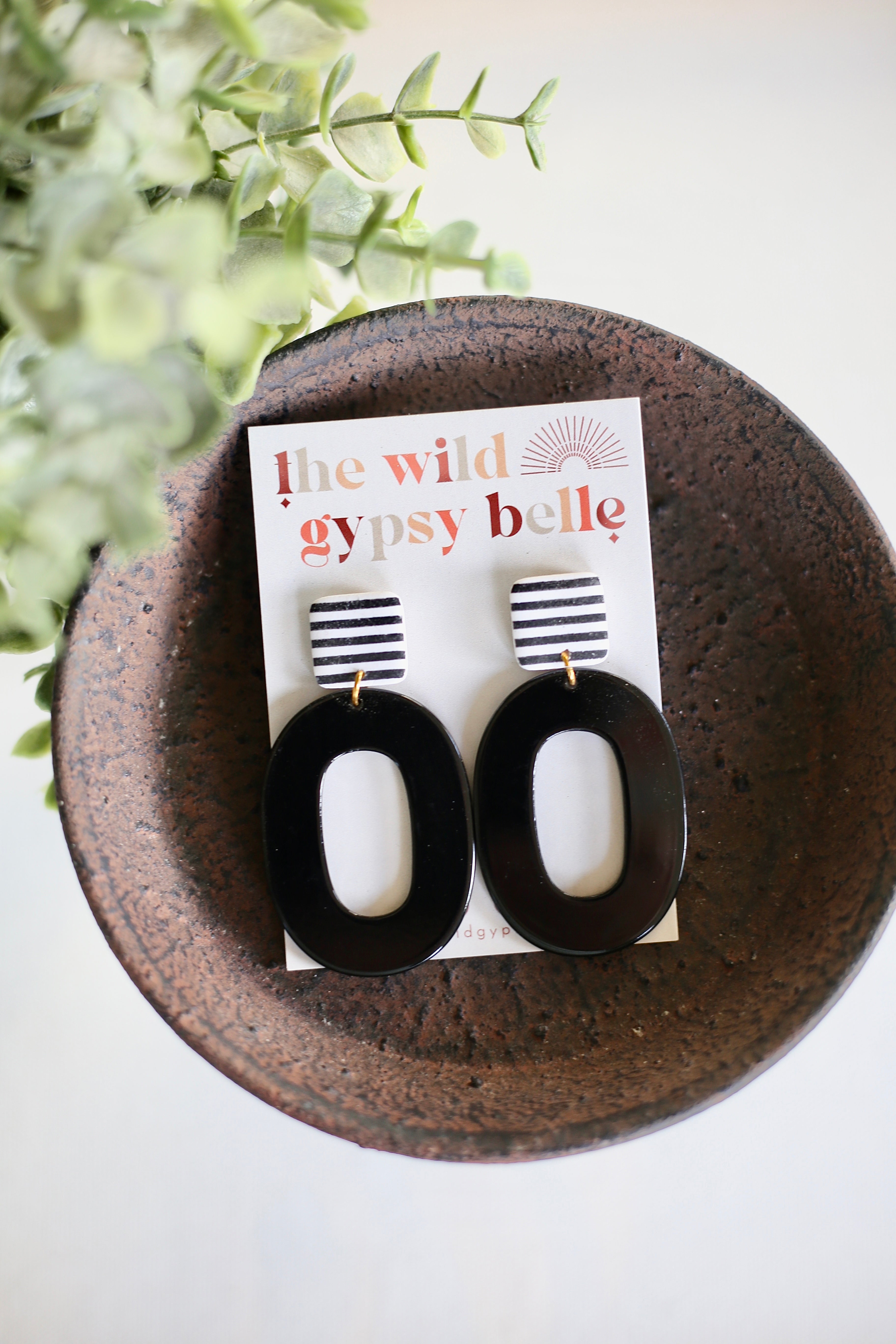 Lenore – The Wild Gypsy Belle